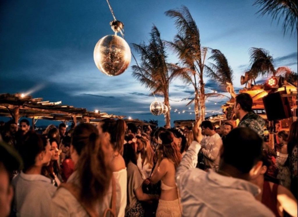"Bodrum’da gece hayatının en popüler adresi Kültür ve Turizm Bakanı’nın ...